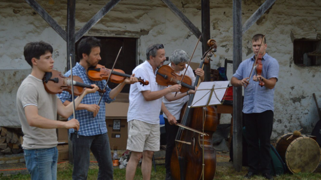 Suhaj táncház | táncház | Kóspallag | Folknaptár